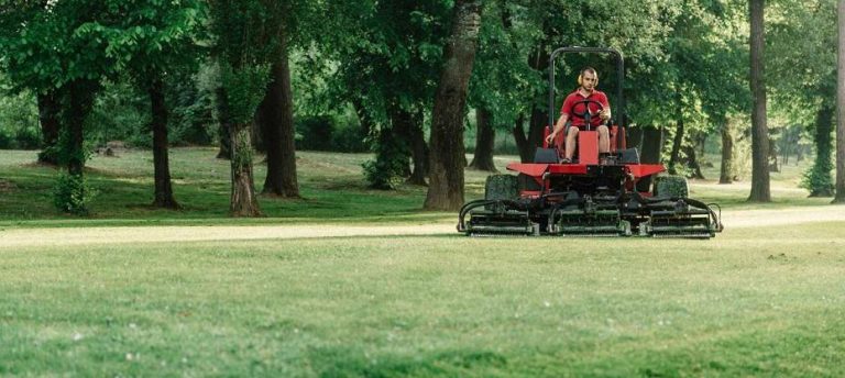 Golf Course Maintenance Equipment | 9 Must-Have Tools & Equipment ...